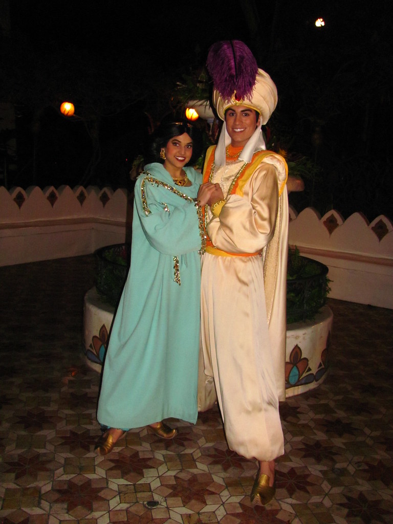 Meeting Aladdin and Jasmine at Mickey's Halloween Party | Flickr