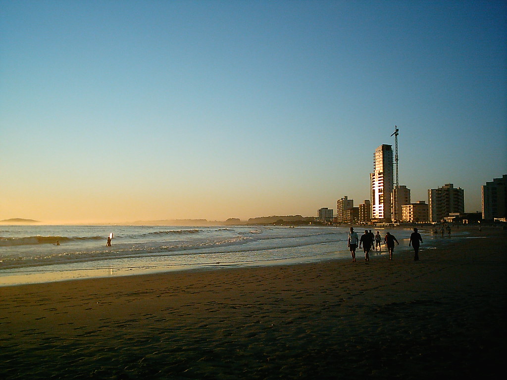 Strand 2 | Taken at sunset. | The Zirgian Embassy | Flickr