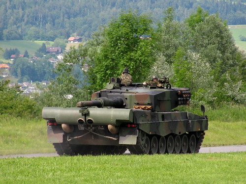 Kampfpanzer Leopard 2 schweizer Armee in Thun , Kanton Ber… | Flickr