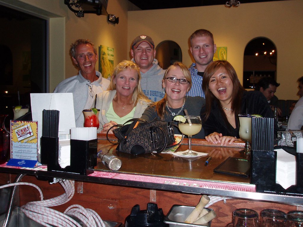 Dan, Mom, Adam, Adena, Brandon & Amy | Taken at one of our f… | Flickr
