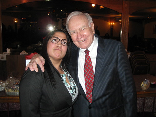 Warren Buffett with Fisher College of Business Student | Flickr
