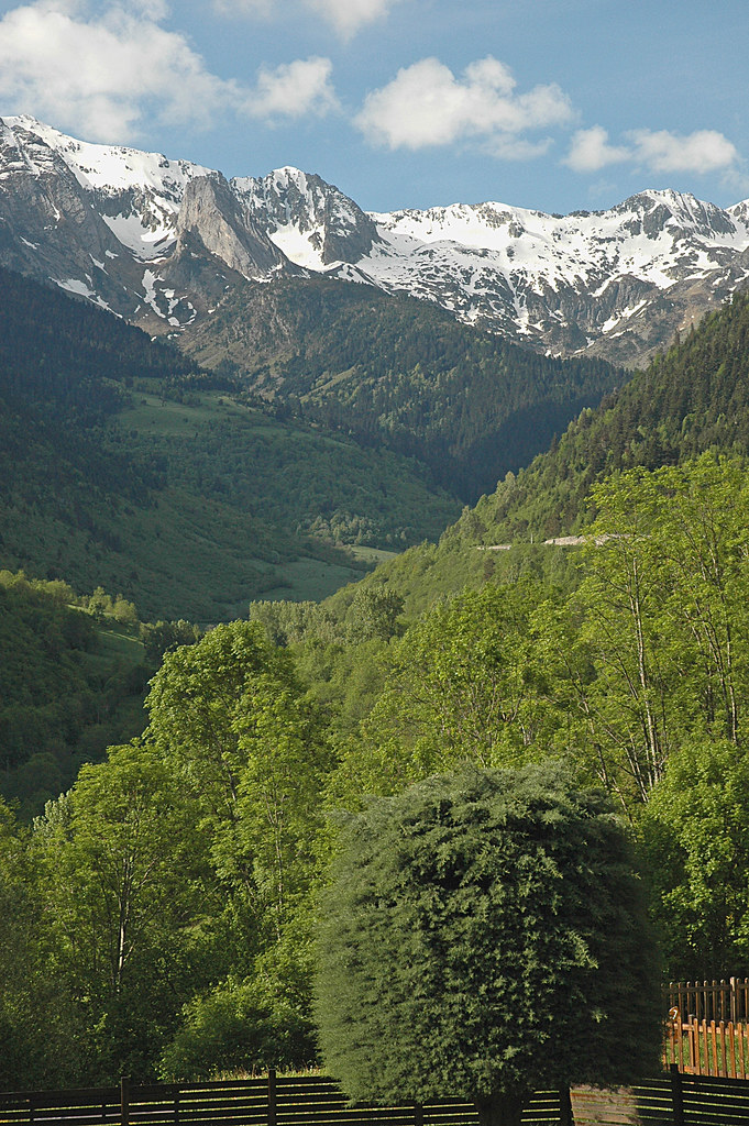 Pyranees from Parador | The Pyranees from the terrace of a P… | Flickr
