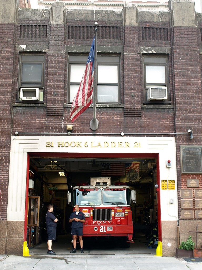 E034l FDNY Tower Ladder 21, Hell's Kitchen, New York City | Flickr
