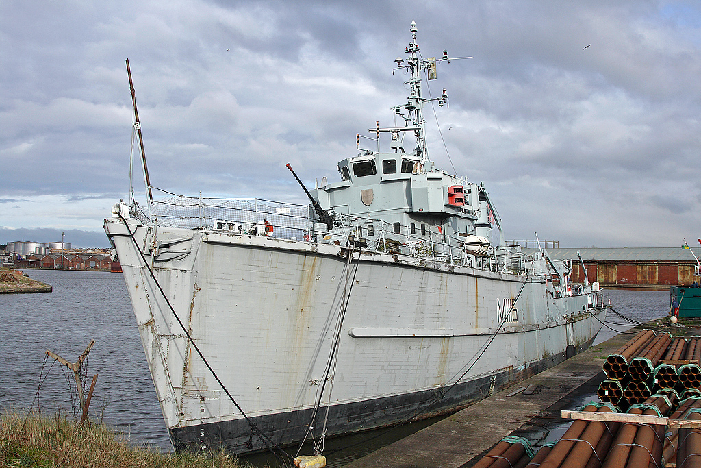 HMS Bronington laid up at Gilbrook basin, Birkenhead 09/11… | Flickr