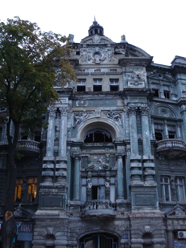 Haunted House | A haunted house in Odessa Ukraine www.jetpun… | Flickr