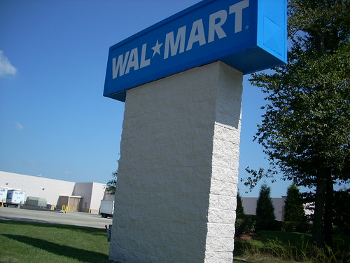Wal-Mart sign | Walmart #3265 (201,289 square feet) 2601 Geo… | Flickr