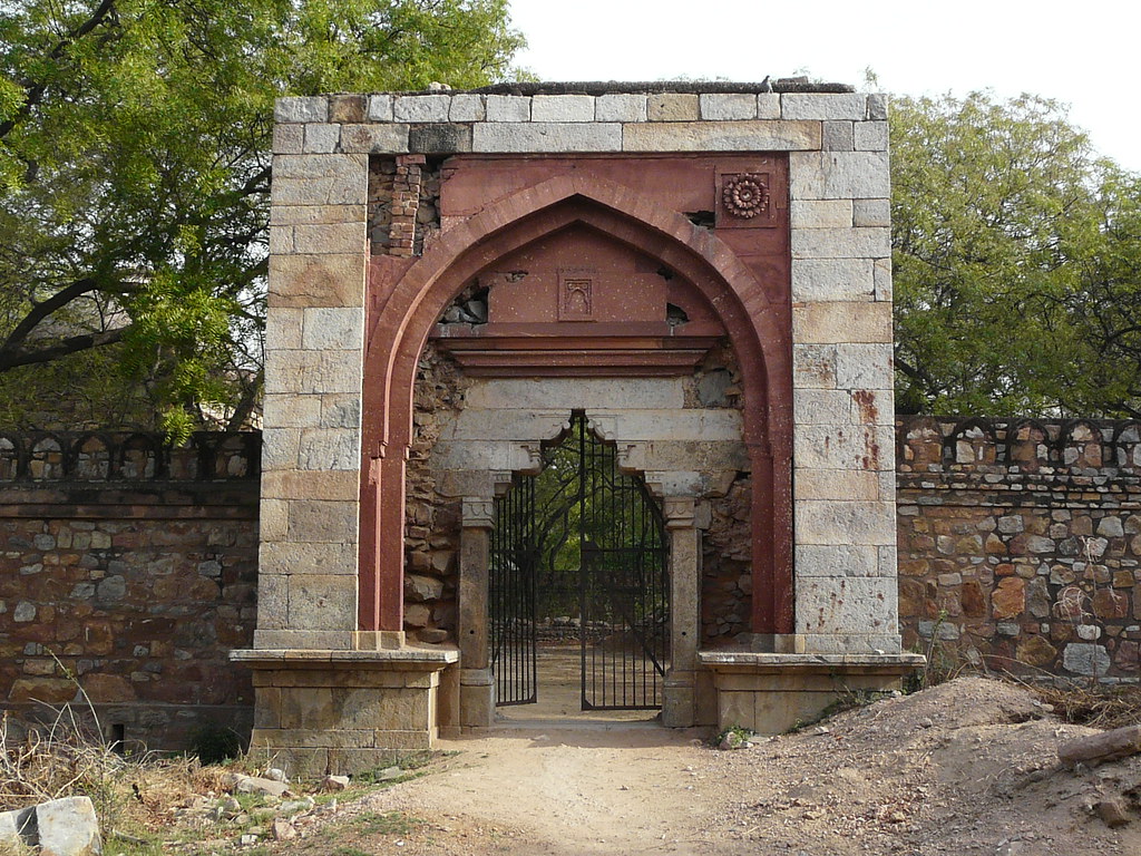 Muhammad Wali Masjid gateway - a photo on Flickriver