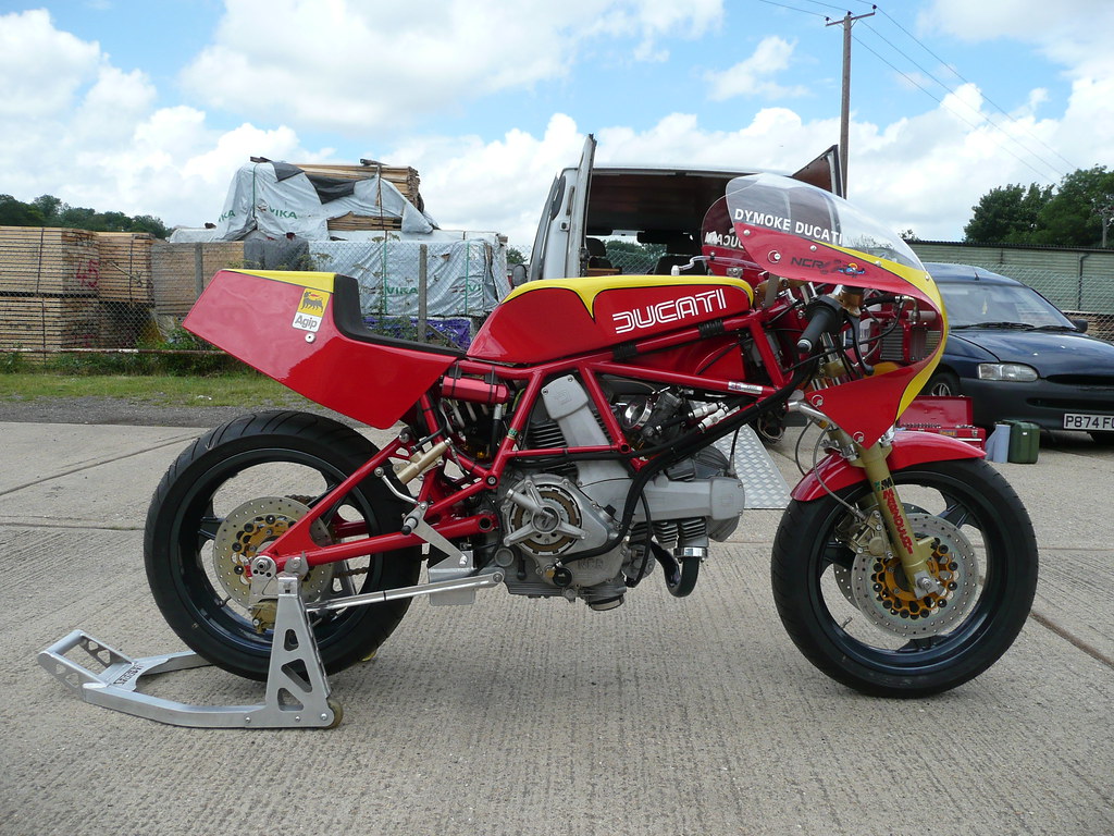 P1020354 | Dymoke ducati harris tt2 rep | dymoke ducati | Flickr