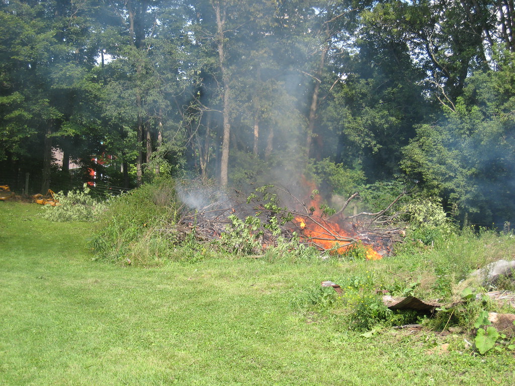 Barn fire | Burning off the remains of the barn. | Jeffrey Honig | Flickr