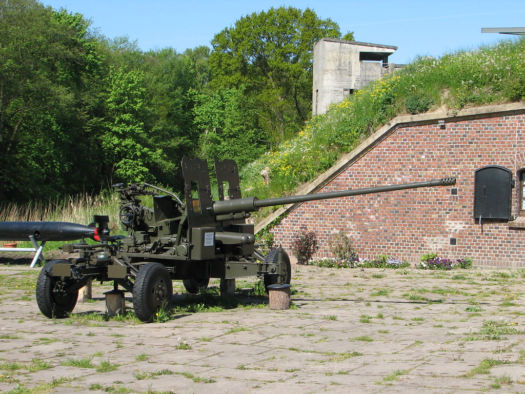Soviet S-60 57mm-AA-gun | Bateria Zachodnia | yetdark | Flickr