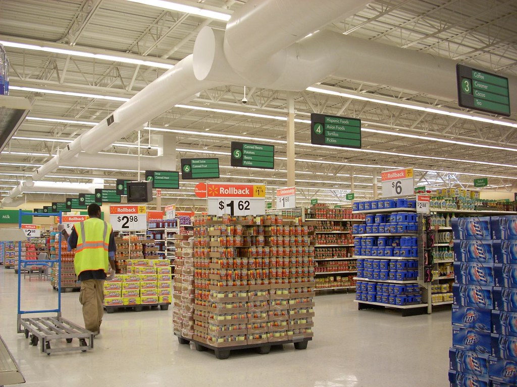 Wal-Mart Supercenter interior | Wal-Mart Supercenter #1773 (… | Flickr