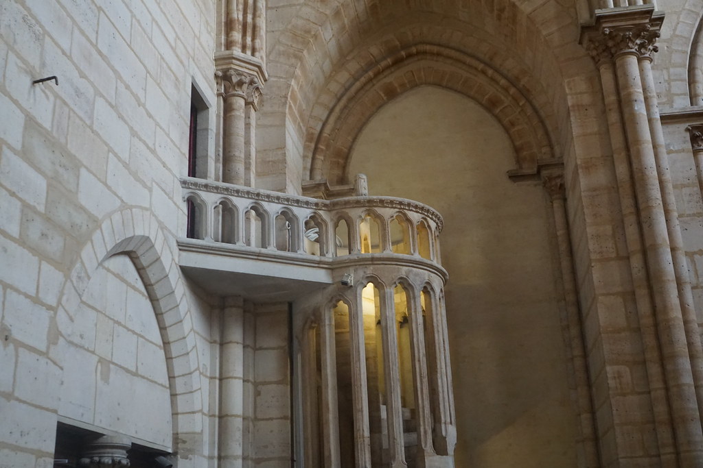 Notre Dame Interior