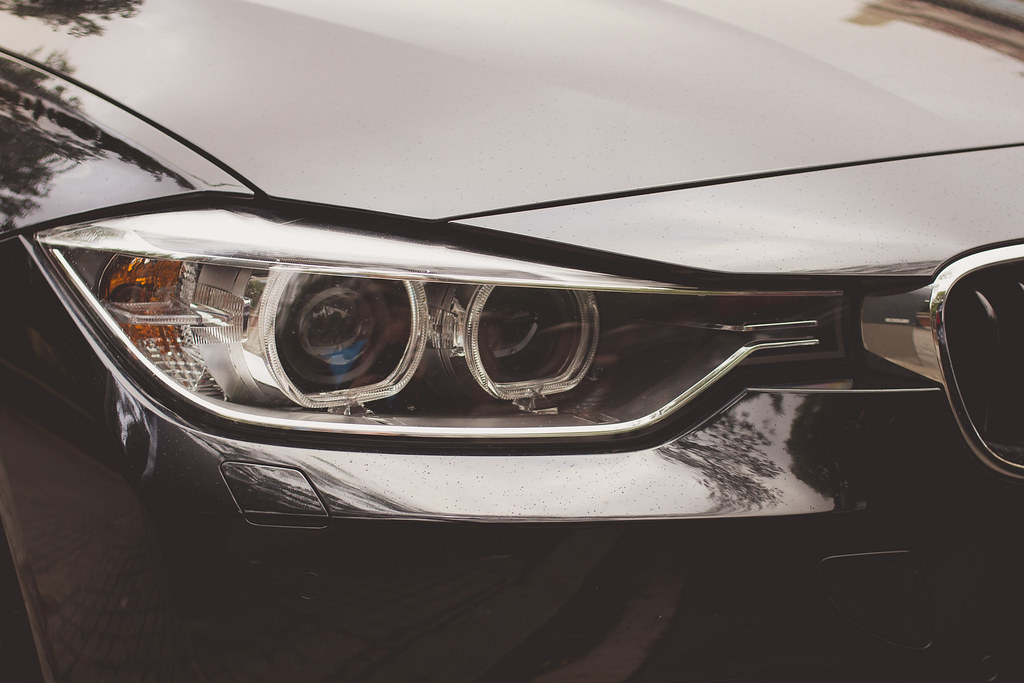 BMW 1 headlight | shot in Barcelona | Zé Papa | Flickr