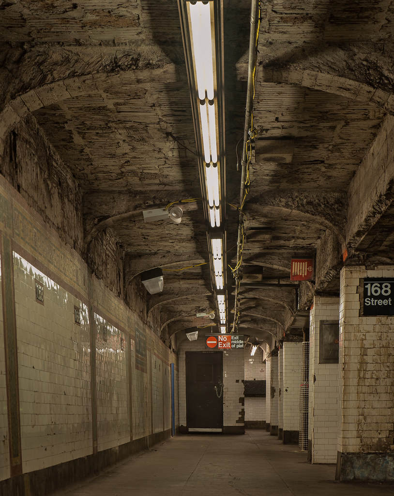 168th street subway | Eli Friedmann | Flickr