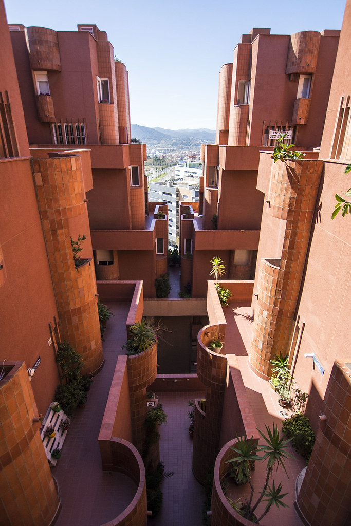 same building.different city_v2 | walden 7, amazing concrete… | Flickr