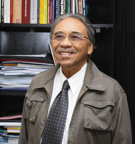 Yahya Mat Hassan, April 2009 | At my office. | Yahya Mat Hassan | Flickr