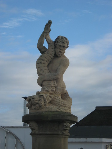 neptune statue on lowestoft sea front | Michelle McAneany | Flickr