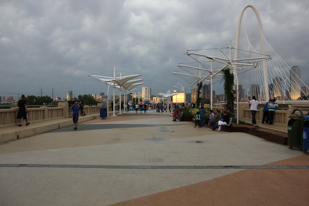 Pedestrian Bridge, Dallas, Texas | Nicolas Henderson | Flickr