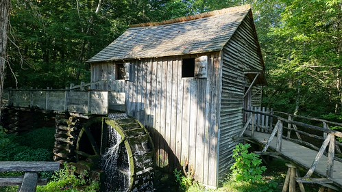 John Cable Mill in Cades Cove, Great Smoky Mountains Natio… | Flickr