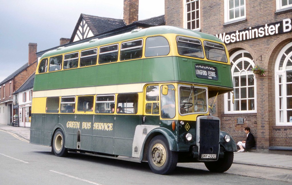 Green Bus Service, Great Wyrley: 12 (GNY432C) in Cannock M… | Flickr