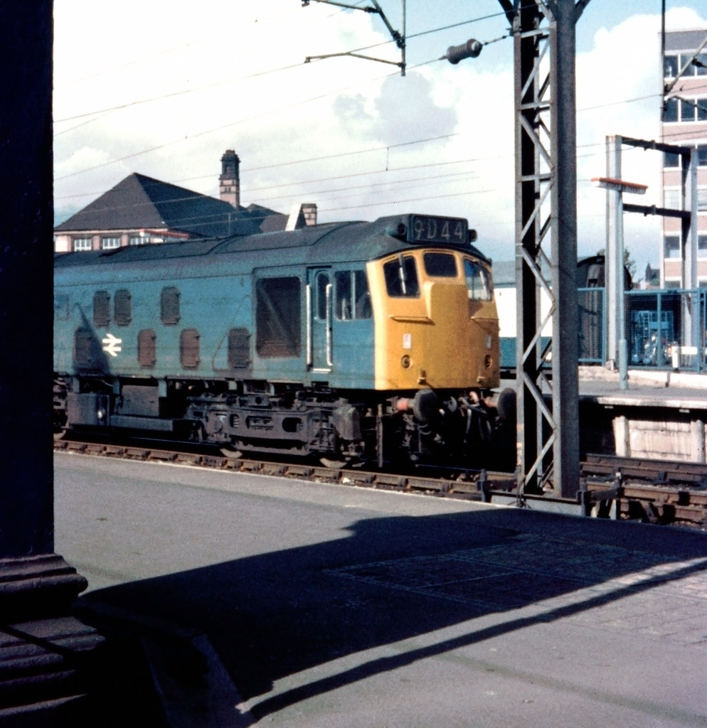 Class 25 at Stoke on Trent station | 1975, thought I would b… | Flickr