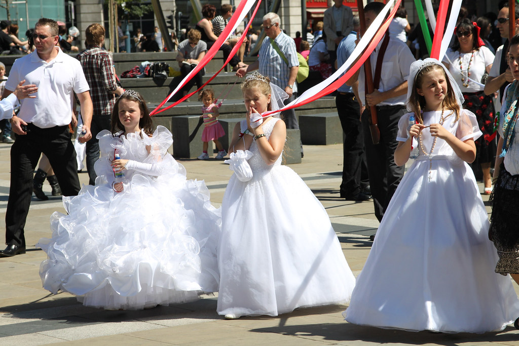 Manchester Madonna del Rosario Procession 2011 - a photo on Flickriver
