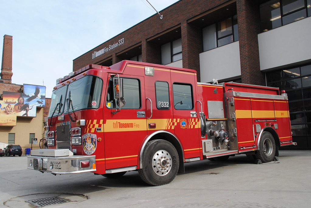 Toronto Fire | Pumper 332 Stageing @ Station 333, for the An… | Flickr