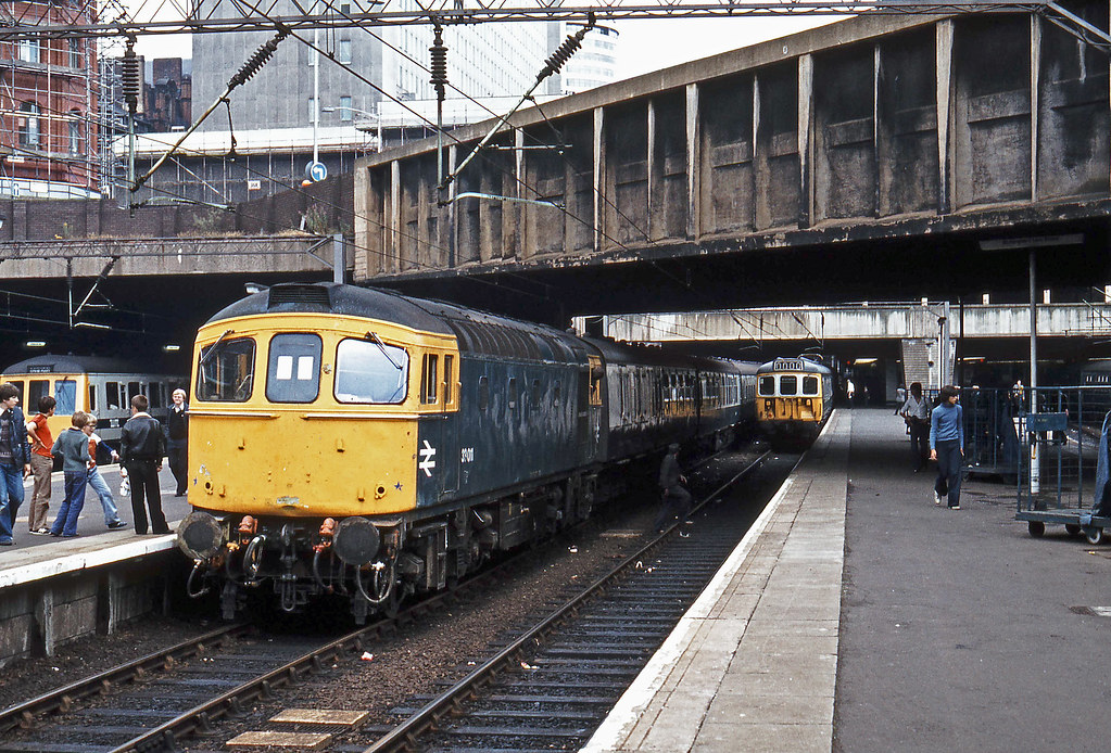 BRCW Type 3 at Birmingham New Street | BRCW Type 3 No. 33011… | Flickr