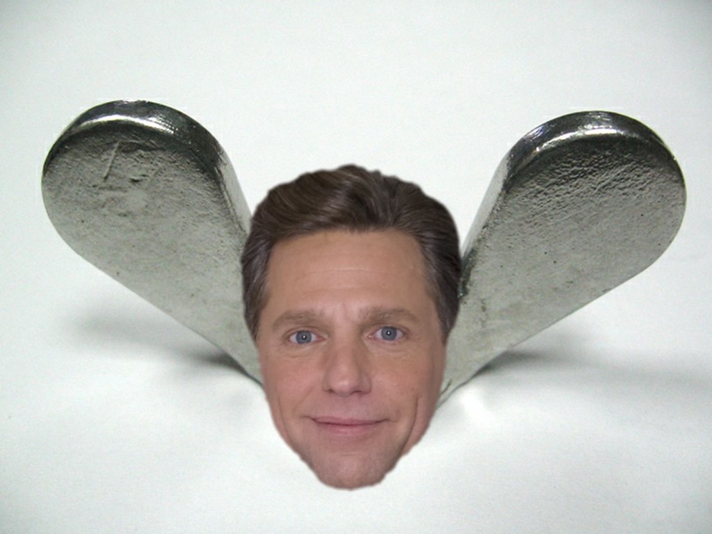 Miscavige Wingnut | Who says Davy's got big ears? | marknpm1 | Flickr