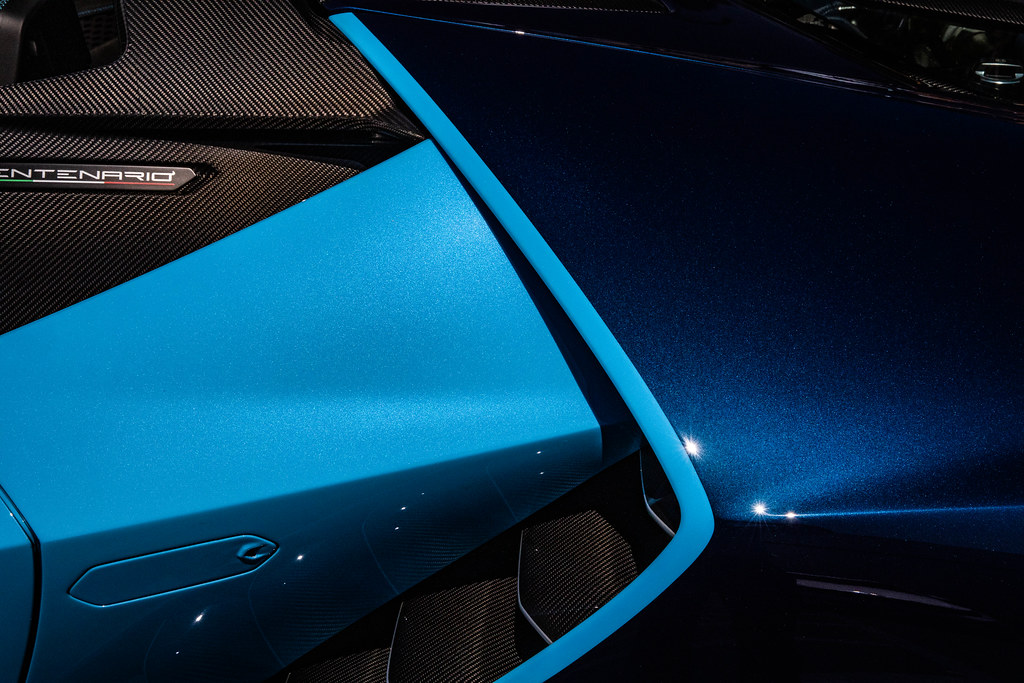 2017 "Blue Cepheus/Blue Hera" Lamborghini Centenario Roads… | Flickr