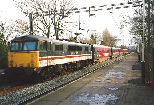 Virgin Trains Class 87 87011 - Bramhall | Virgin Trains Clas… | Flickr