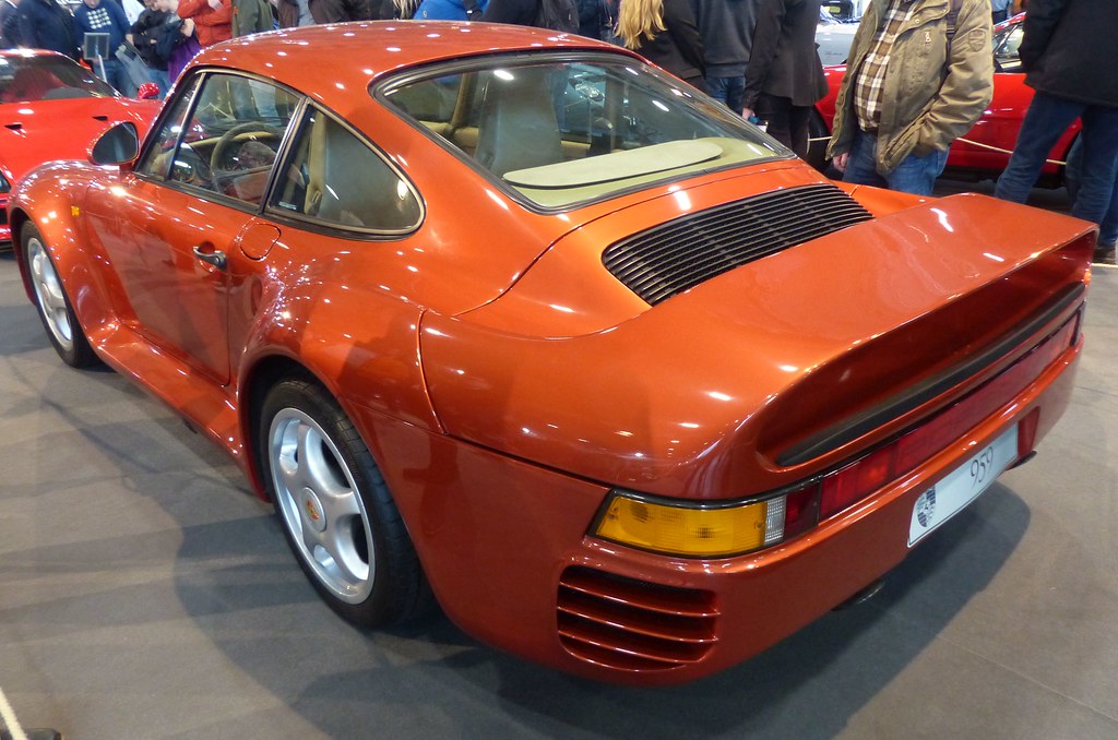 Porsche 959 gold 1988 hl | stkone | Flickr