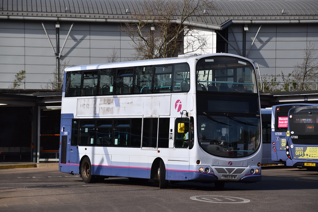 31801 YN53EFW | First Glasgow Volvo B7TL Wright Eclipse Gemi… | Ray ...