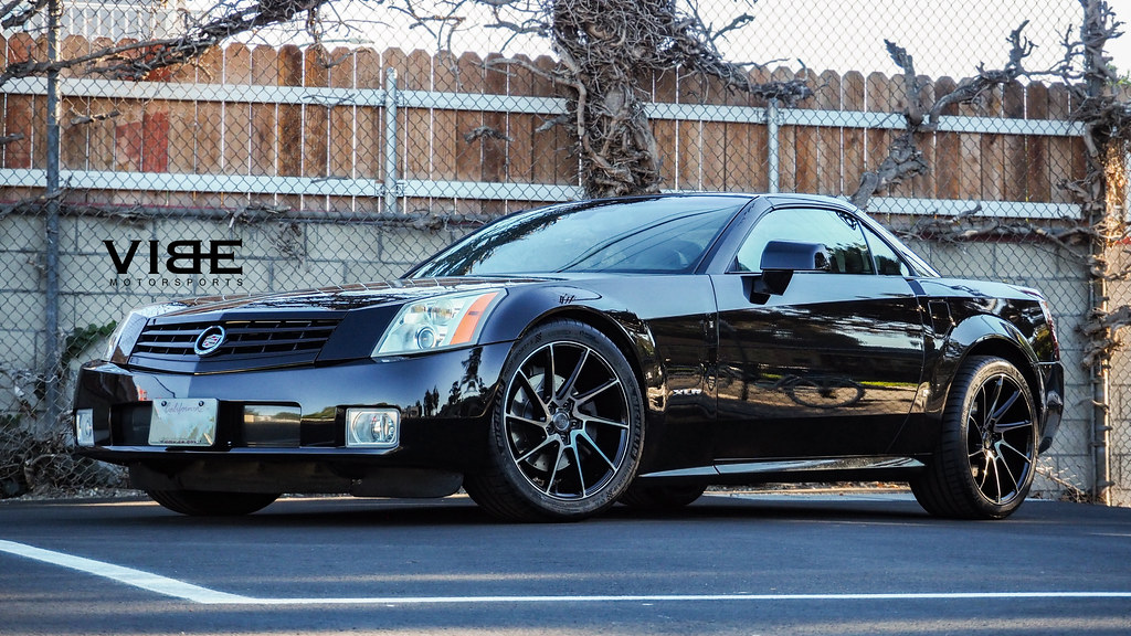 Cadillac Xlr On 19 Savini Bm15 Wheels Wheels Savini Whee… Flickr