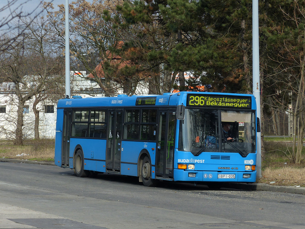 Ikarus 412.30A #10-35 | This photo belongs to the FGKM archi… | Flickr