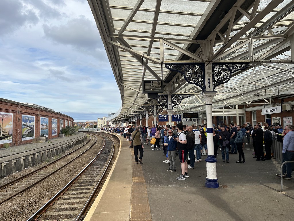 Hartlepool Railway Station | AFC supporters waiting the arri… | Flickr