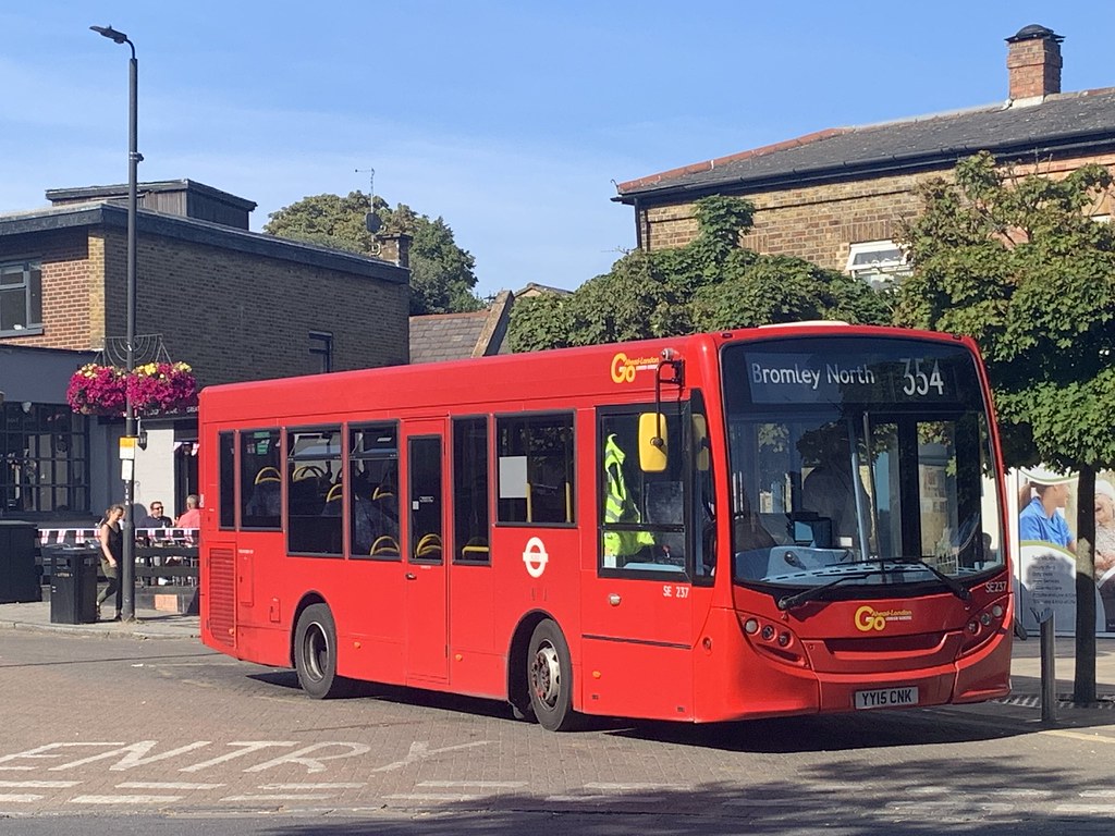 GoAhead London SE237 YY15CNK - Route 354 | NorthWest Londoner | Flickr