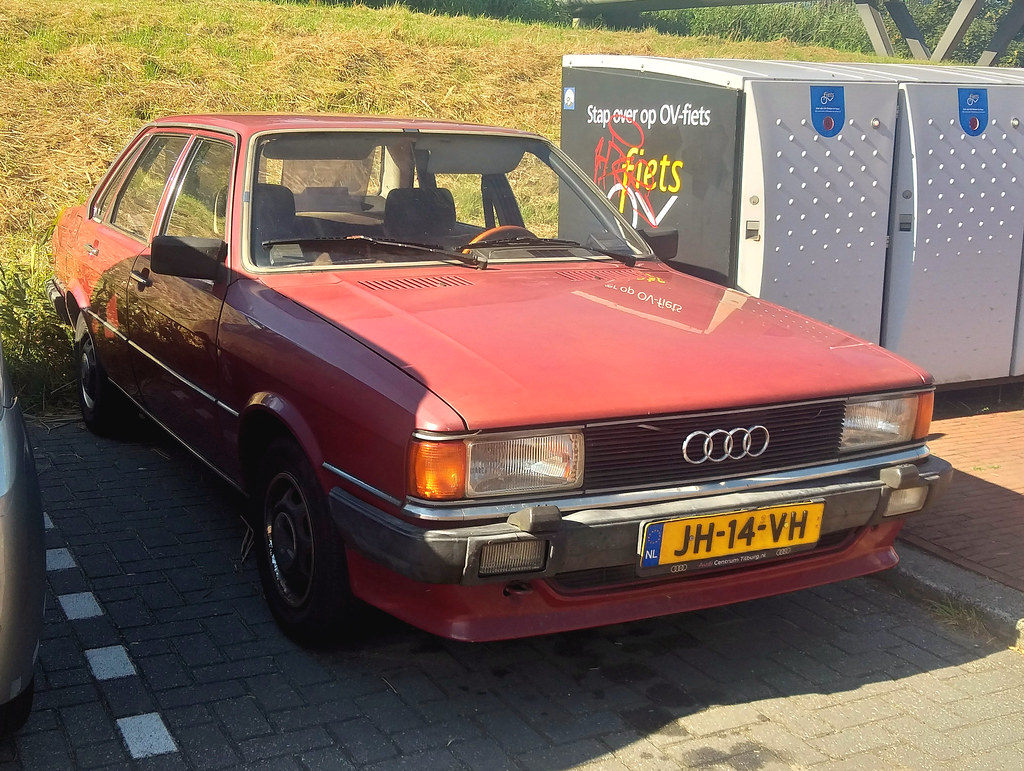 1982 AUDI 80 B2 1.6 GL Berline | The Audi 80 Series was intr… | Flickr