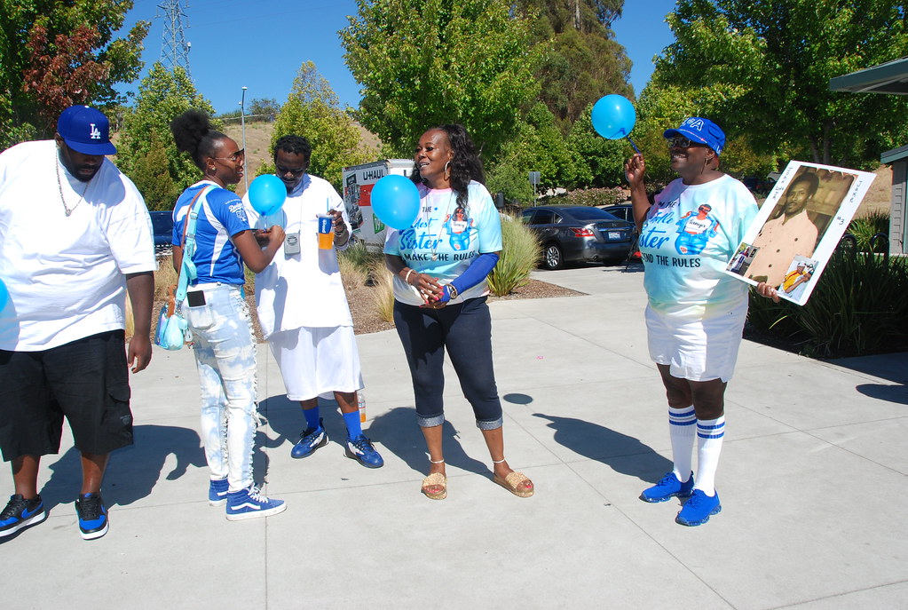 DSC_0225Blue Balloons Release 2 | Mary Lott | Flickr