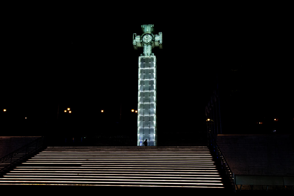 Under the Victory Column, Tallinn, Estonia | Davide Tarozzi | Flickr