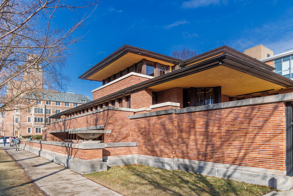 The Frederick C. Robie House by Frank Lloyd Wright (1909) in Chicago ...