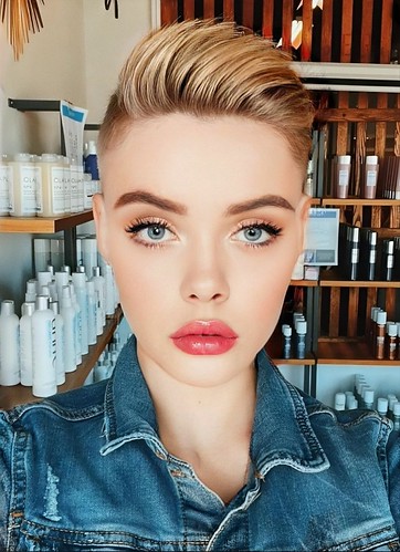 Fave short hair and haircutting | Lisa's Hairdos | Flickr