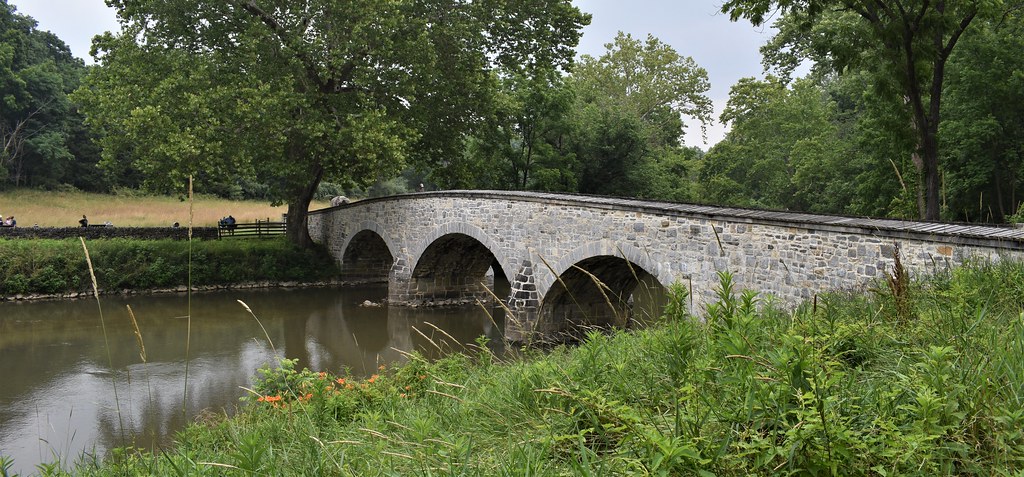 Stone arch Burnside Bridge & Witness Tree, NPS @ Historic … | Flickr