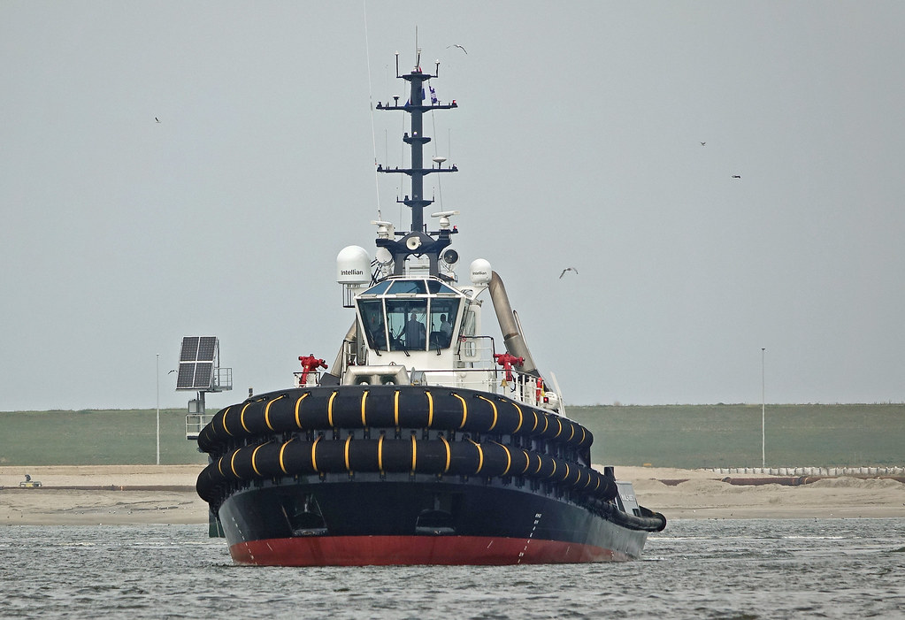 EN AVANT 25 | Bollard Pull testen van de nieuwe EN AVANT 25 … | Flickr