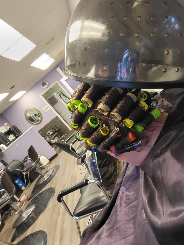 Roller Set 2/18/24 (7) | Nearly all set! | Elizabeth | Flickr