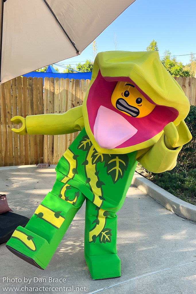 LEGOLAND character fun | Legoland Florida. October 2022. www… | Flickr
