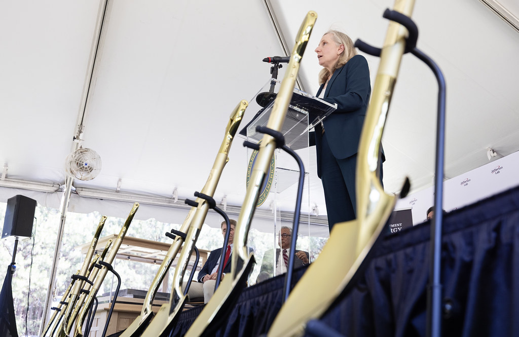 Groundbreaking Ceremony for the Jefferson Lab Data Center and High Performance Data Facility, Newport News, Virginia