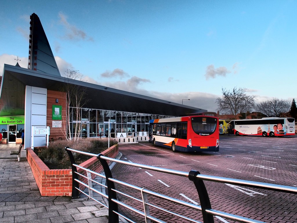 Retford Bus Station. Nottinghamshire. | Rebuilt by Nottingha… | Flickr