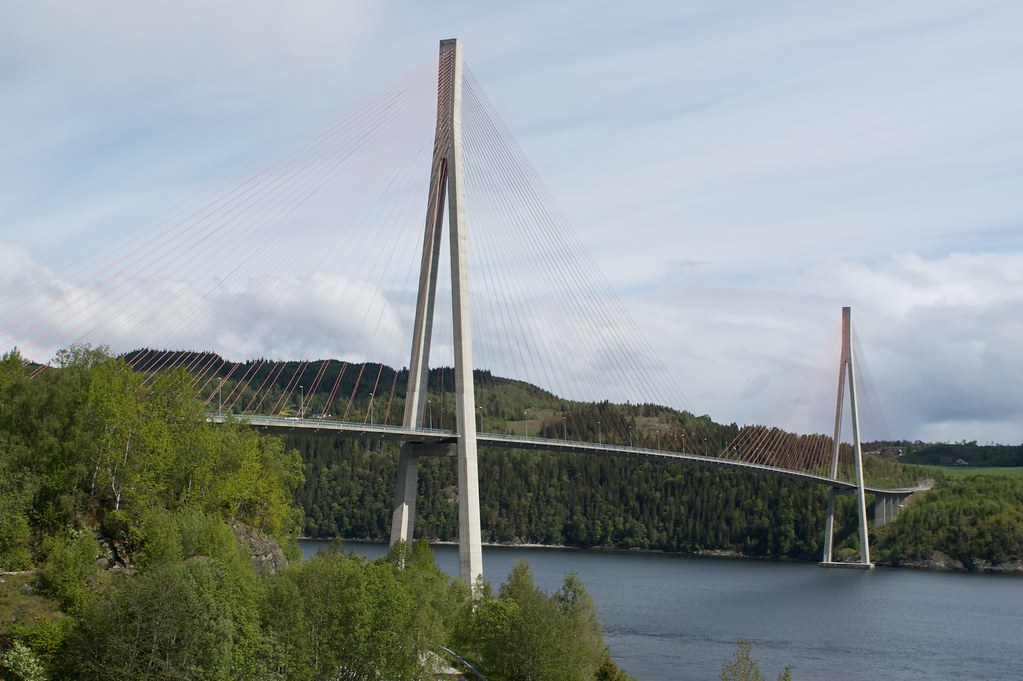 Skarnsund bridge | Skarnsund bridge, at 1,010 metres long an… | Flickr