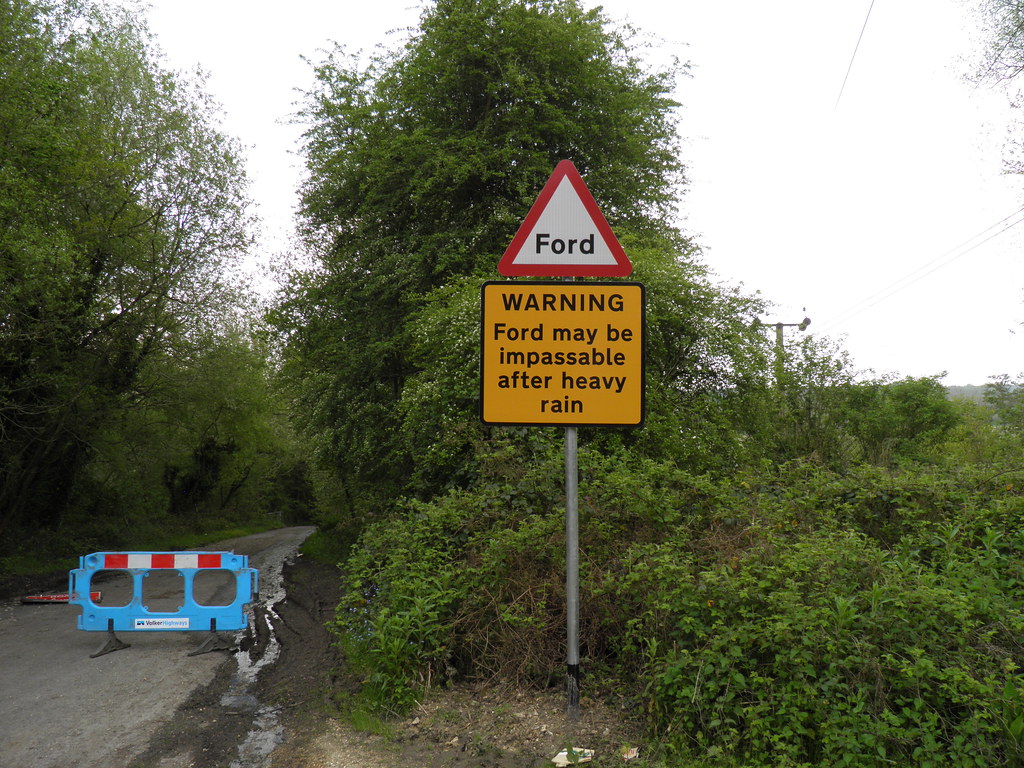 Dangerous Ford | Headley Ford across River Enborne on Thornf… | Flickr